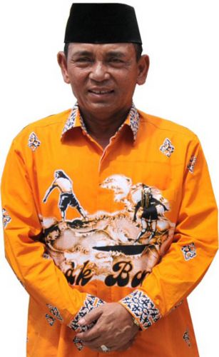 GoRiau - Batik Bono Didesain Indah dengan Permainan Warna yang ...