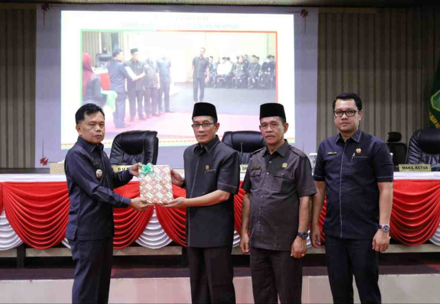 GoRiau - DPRD Meranti Gelar Rapat Paripurna Penyampaian LKPj Kepala ... GoRiau - DPRD Meranti Gelar Rapat Paripurna Penyampaian LKPj Kepala ...