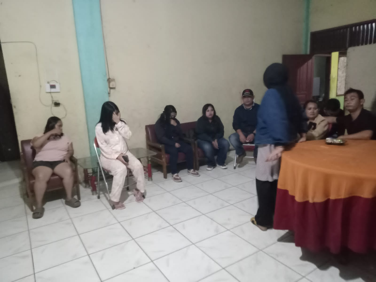GoRiau - Razia Pekat, Satpol PP Kuansing Amankan Tujuh Pasangan Bukan ... GoRiau - Razia Pekat, Satpol PP Kuansing Amankan Tujuh Pasangan Bukan ...