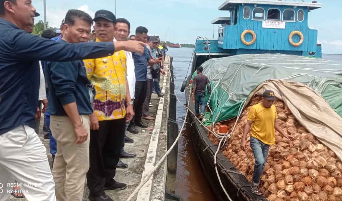 GoRiau - Buka Kembali Kran Ekspor Lewat Pelabuhan Parit 21 Tembilahan ... GoRiau - Buka Kembali Kran Ekspor Lewat Pelabuhan Parit 21 Tembilahan ...